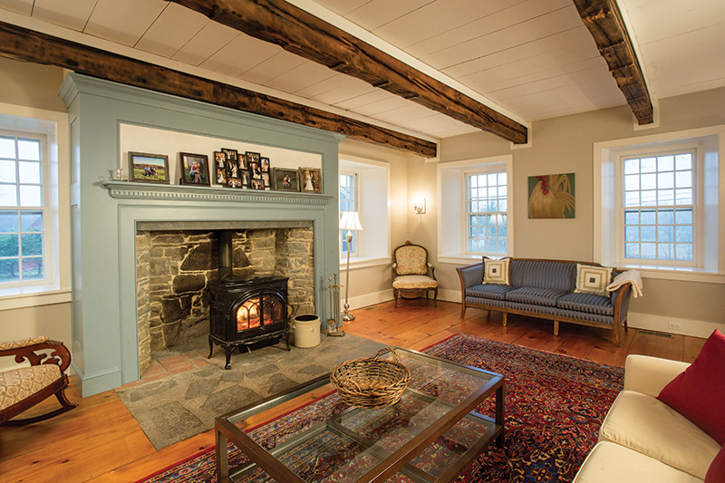 A Colonial-Style Home in Stone Ridge Gets a Modern Makeover