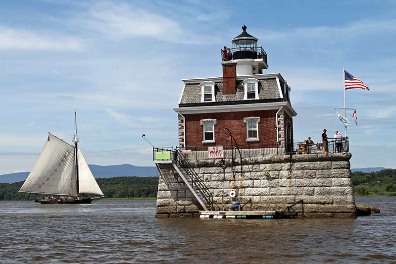 Visiting the Lighthouses of the Hudson River