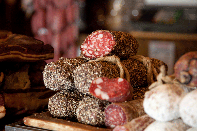 3 Simple Tips for Building Your Own Charcuterie Board