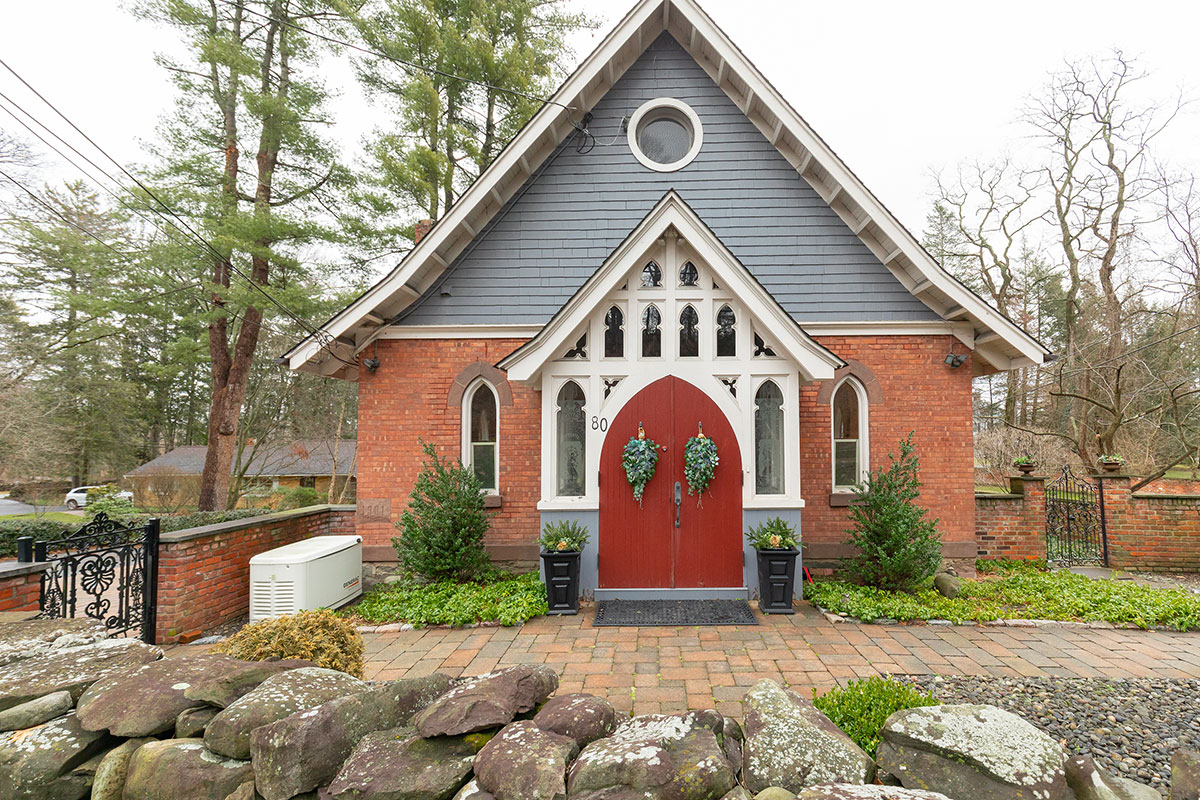 This Balmville Home Could Be Your Slice of Hudson Valley History