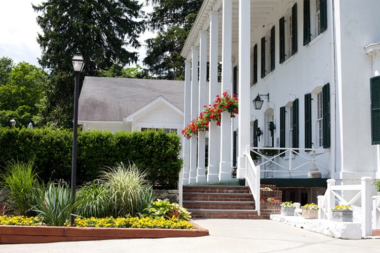 Best Old-Fashioned Inn Experience