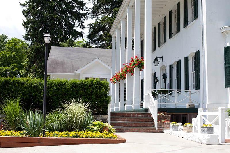 Best Old-Fashioned Inn Experience